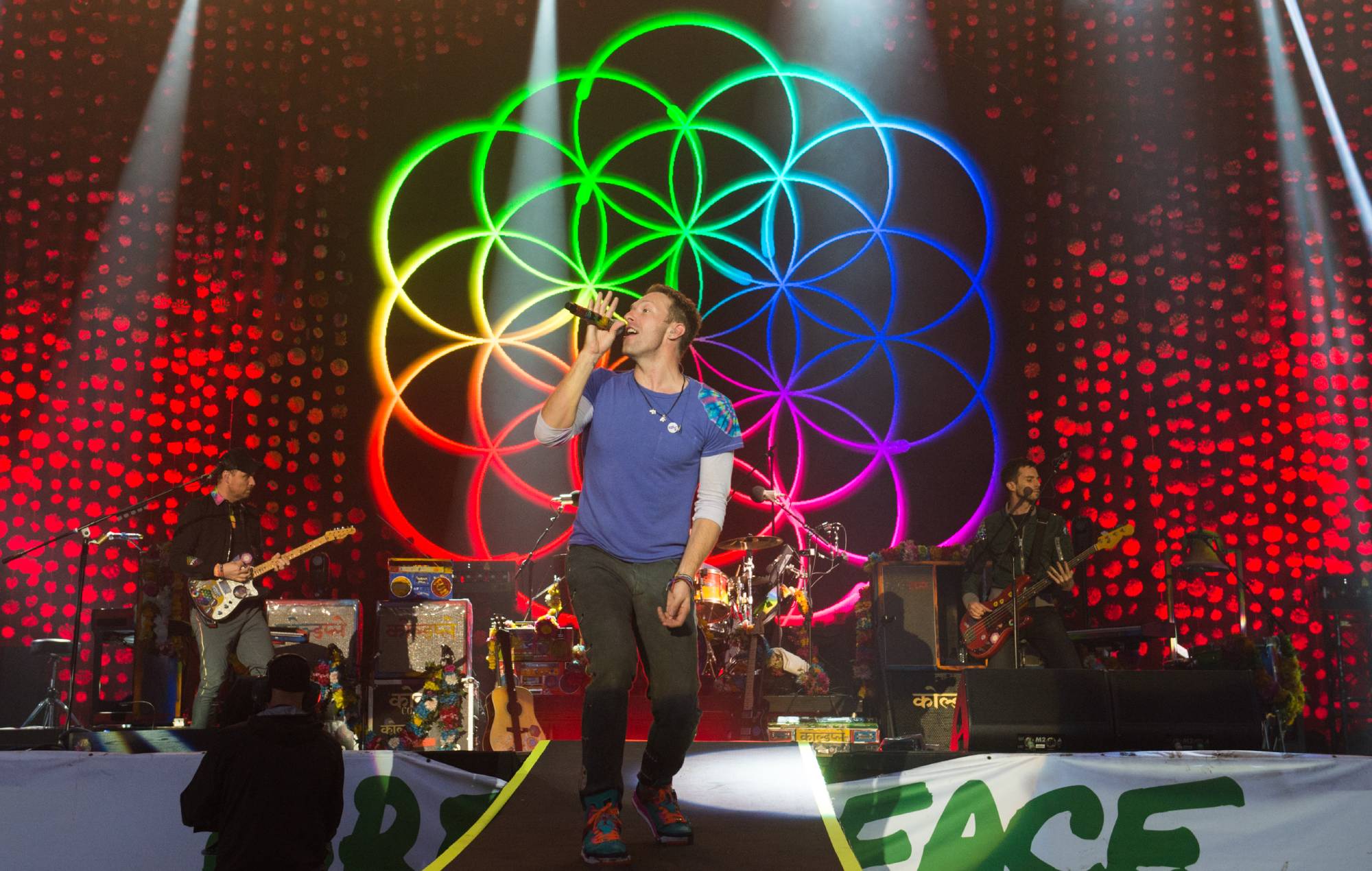 Coldplay sustin concertul de deschidere la noua Climate Pledge Arena ...